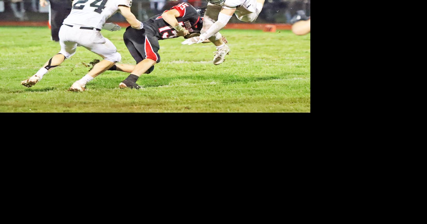 Black Panthers push past struggling Titans, 30-14 | Local ...