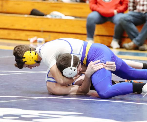 Lions pin Bisons in 63-9 victory | Local | bedfordgazette.com
