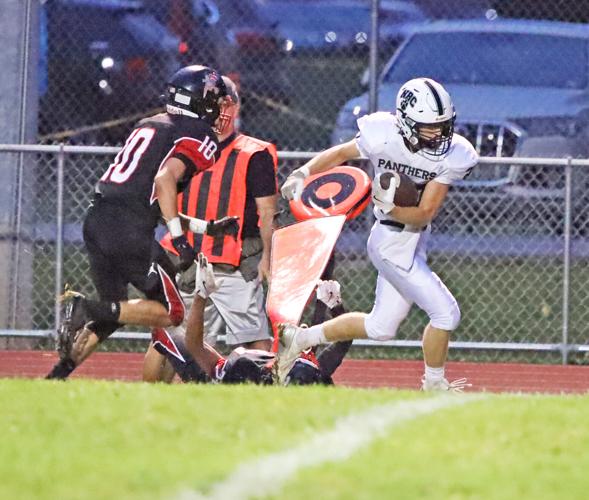 Black Panthers push past struggling Titans, 30-14 | Local ...