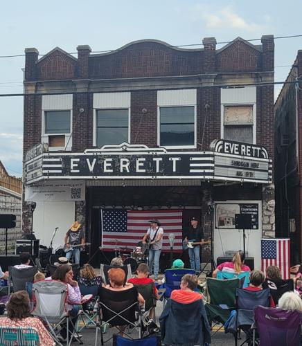 Reimagine Everett hosts concert | | bedfordgazette.com