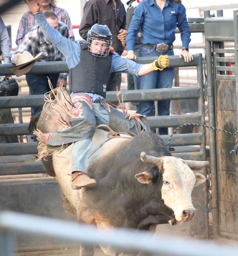 Many locals compete at annual rodeo stop | Local | bedfordgazette.com