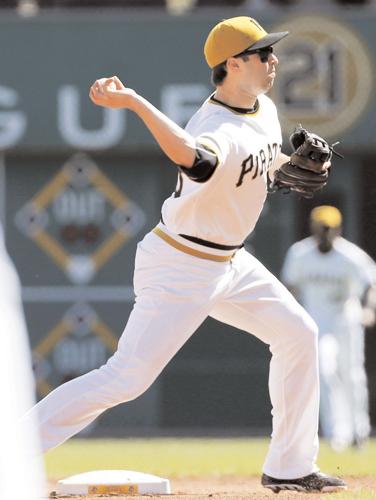 Harrison, Walker helps Bucs knock off Cubs | Archives | bedfordgazette.com