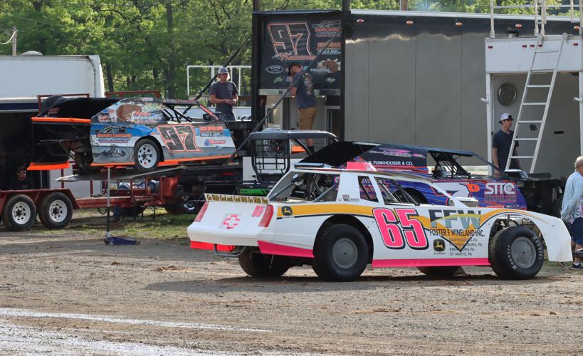 Good racing highlights $2 Thursday at Bedford | Local | bedfordgazette.com