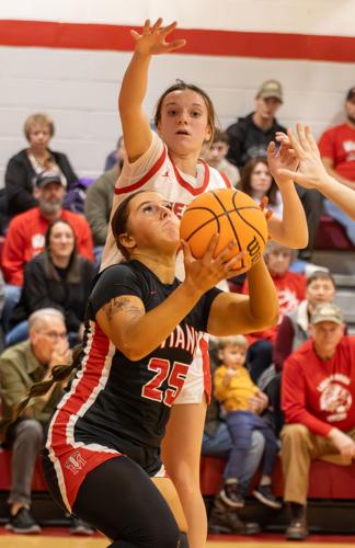 Everett uses second quarter run to top TM, 50-32 | Local ...