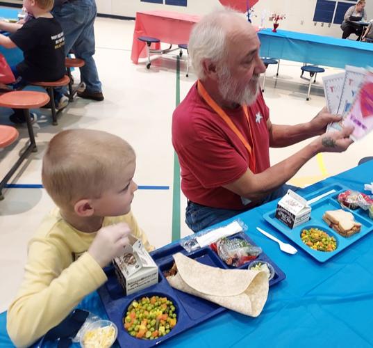 BE students welcome veterans | News | bedfordgazette.com