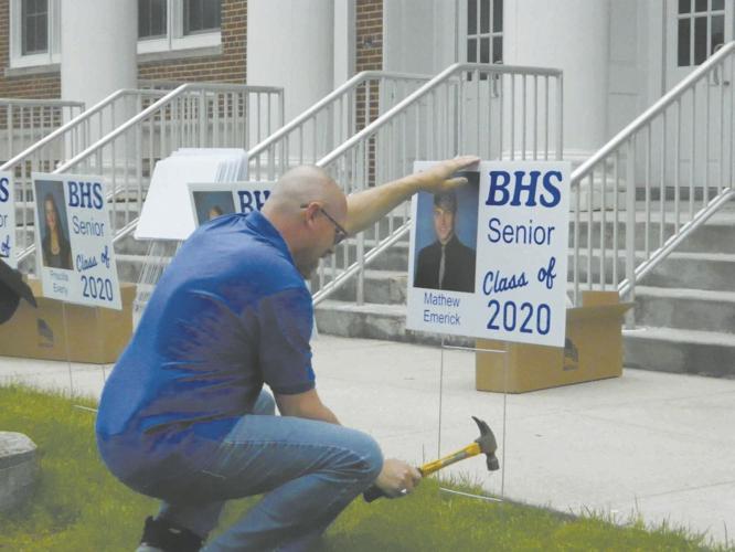 Signs salute Bedford seniors | News | bedfordgazette.com