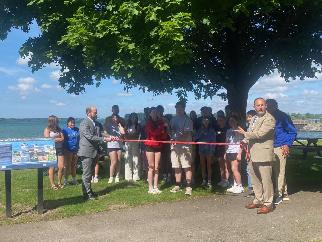 Ken-Ton celebrates student-designed park installation | A&E | beenews.com