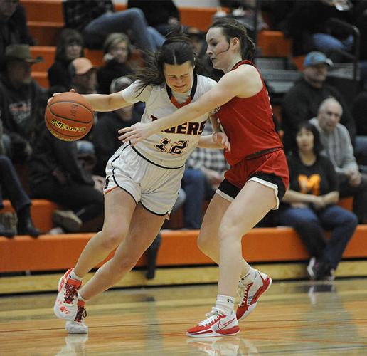 Manhattan locks up No. 2 seed at district tournament with league win ...