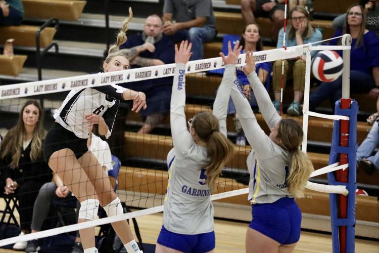 Prep Volleyball Roundup: Manhattan Christian sweeps two conference ...