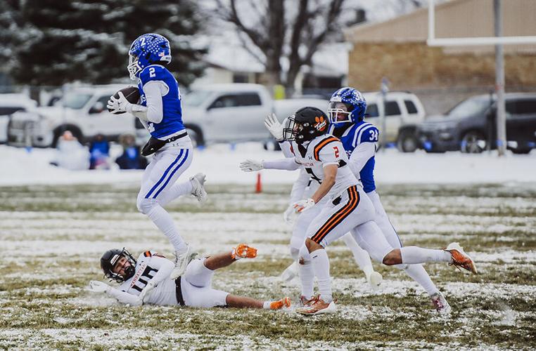 Malta Mustangs overcome Manhattan, snow, on way to Class B title | Local Sports | belgrade-news.com