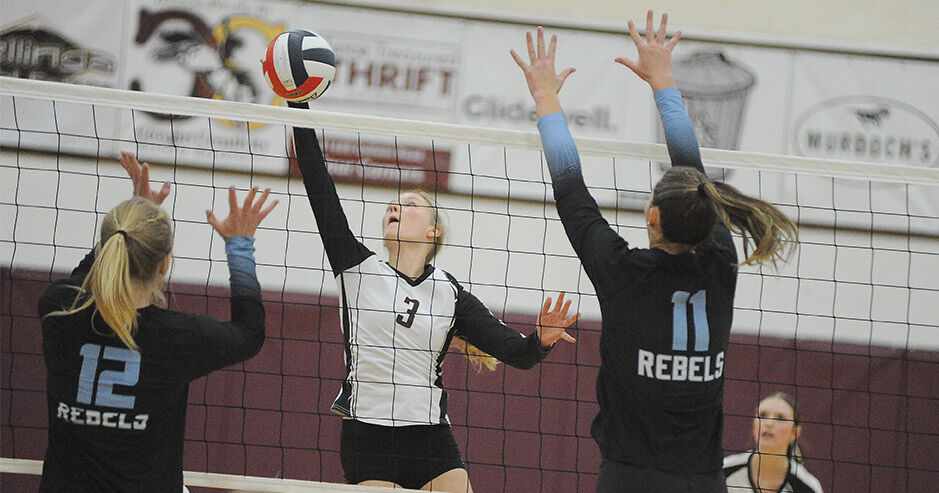 Manhattan Christian fends off Shields Valley to win opening match at ...