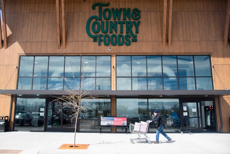 New Town and Country grocery opens in west Bozeman | Local News ...