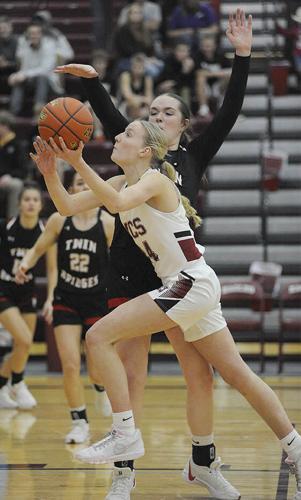 Eagles clipped twice at home in conference action | Sport | belgrade ...