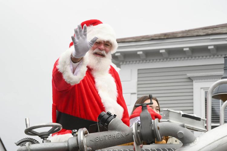 Christmas is on its way! Here's 10 more chances to visit with Santa in ...