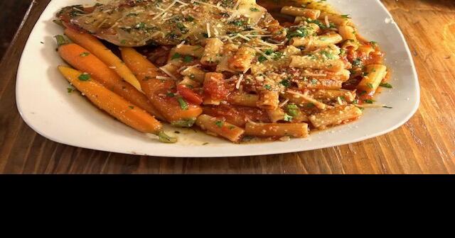 Restaurant Review: The '6 House Pub in Williamstown is so familiar you ...