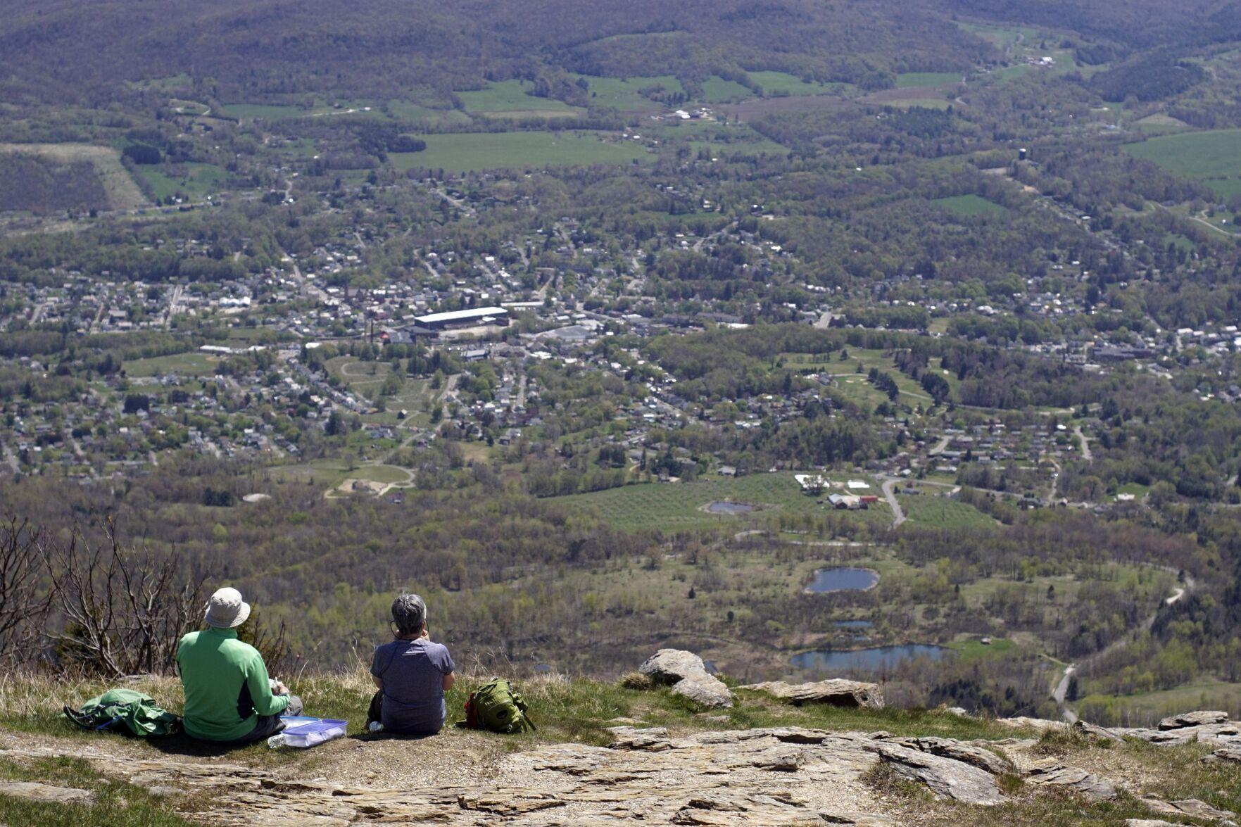 Looking for a few friends for a hike? Here are the best local hiking ...