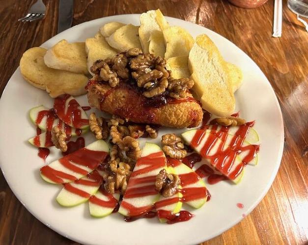 Restaurant Review: The '6 House Pub in Williamstown is so familiar you ...