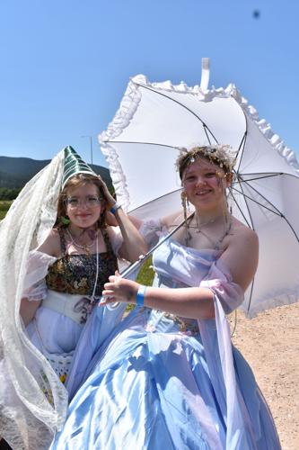 RenFest draws thousands over weekend | Local News | bhpioneer.com