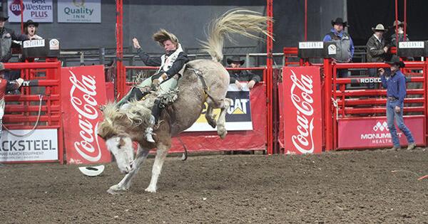 Area riders excel at 20X rodeo showcase | Local Sports | bhpioneer.com