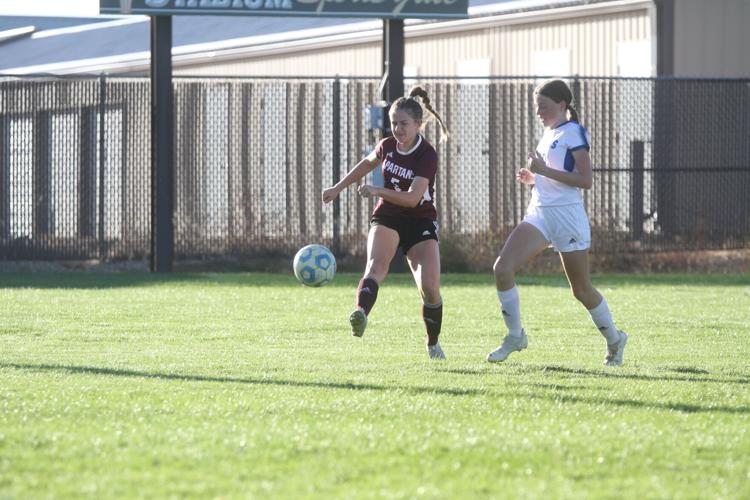 Spearfish girls’ soccer win 7th straight | Local Sports | bhpioneer.com