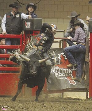 Rodeo Rapid City ends Friday performance | Local Sports | bhpioneer.com