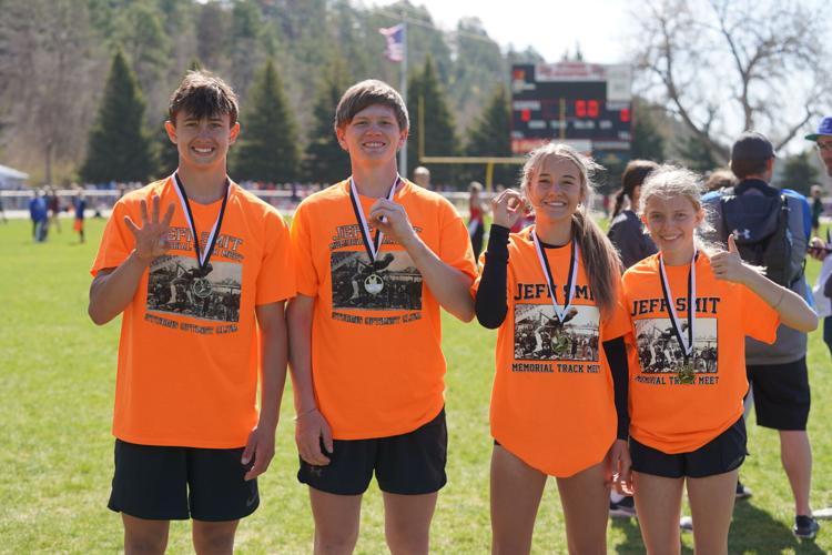 Jeff Smit Memorial Track Meet draws 1,103 middle school athletes ...