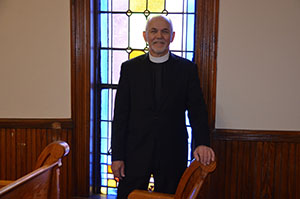 St. John’s welcomes new priest | Local News | bhpioneer.com