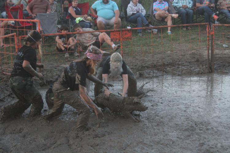 Pig wrestling highlights Wednesday at fair | Local Sports | bhpioneer.com