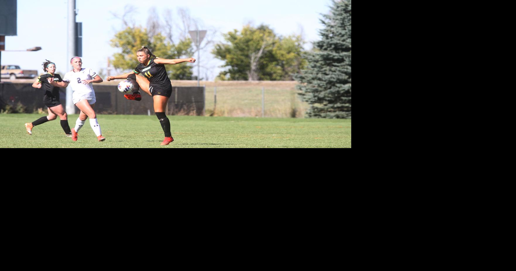 Makaiah Carlson earns RMAC soccer honors | Local Sports | bhpioneer.com