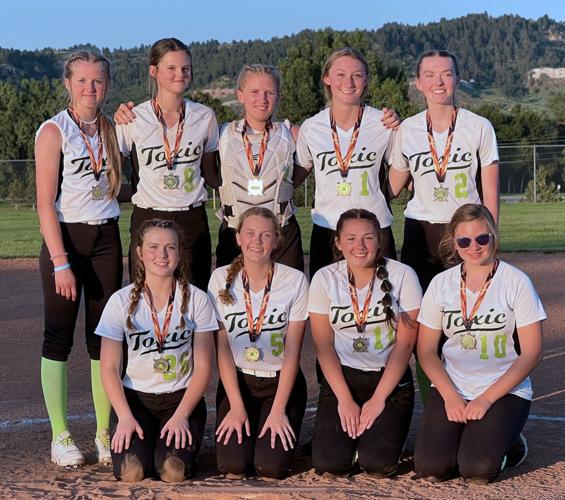 Spearfish hosts girls’ softball tournament | Local Sports | bhpioneer.com