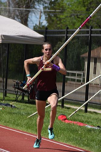 Groeger reflects on HS track career | Local Sports | bhpioneer.com