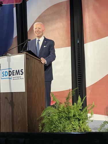 Biden fires up Democrats, raises record amount: former president draws ...