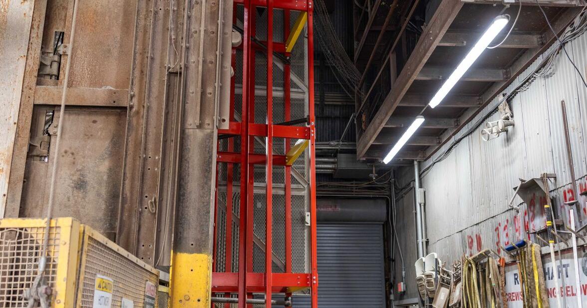 SURF crews install new cage, hoist for DUNE steel | Local News ...