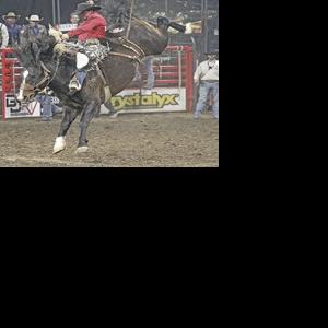 Brody Wells takes home Xtreme Broncs title | Sports | bhpioneer.com