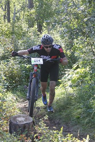 Dakota Five-0 draws 700 | Local Sports | bhpioneer.com