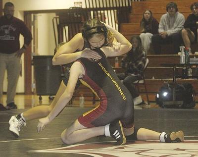 Spearfish girls’ wrestlers make history | Local News | bhpioneer.com