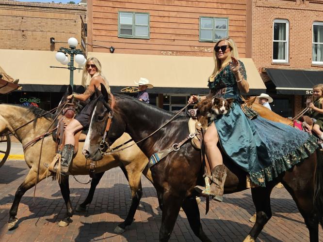 Days of ’76 Parade rolls through Main St. to celebrate a week of rodeo ...