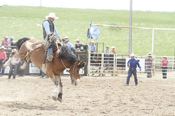 SD riders qualify for national rodeo | Local Sports | bhpioneer.com