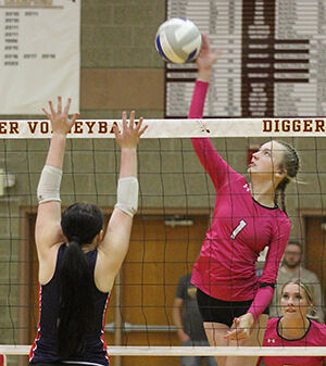 Diggers drop regular-season home finale | Local Sports | bhpioneer.com