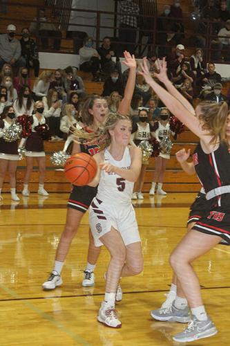 Spearfish girls fall twice to open basketball season | Local Sports ...