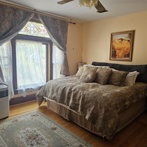 New owners continue a nostalgic tradition at the 1899 Inn | Local News ...