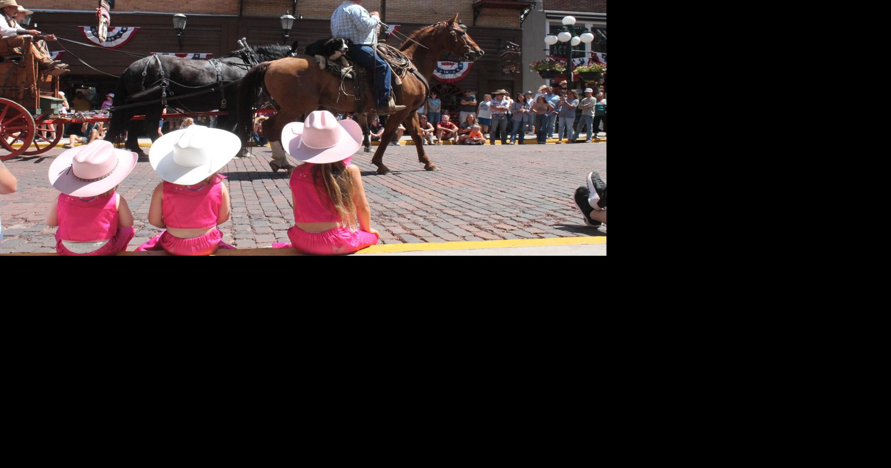 Saddle up! Days of ’76 Rodeo parade trots down Deadwood Main Street ...