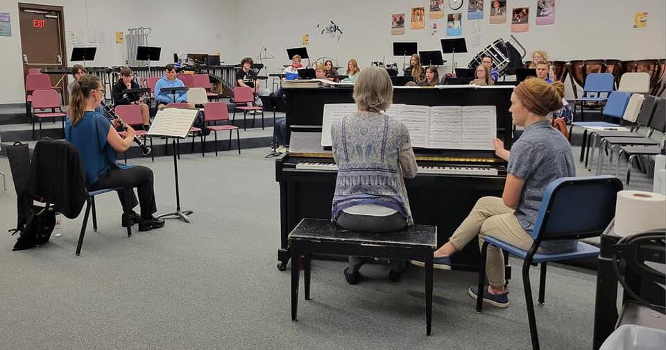 SHS band students expand their knowledge of music composition, women ...