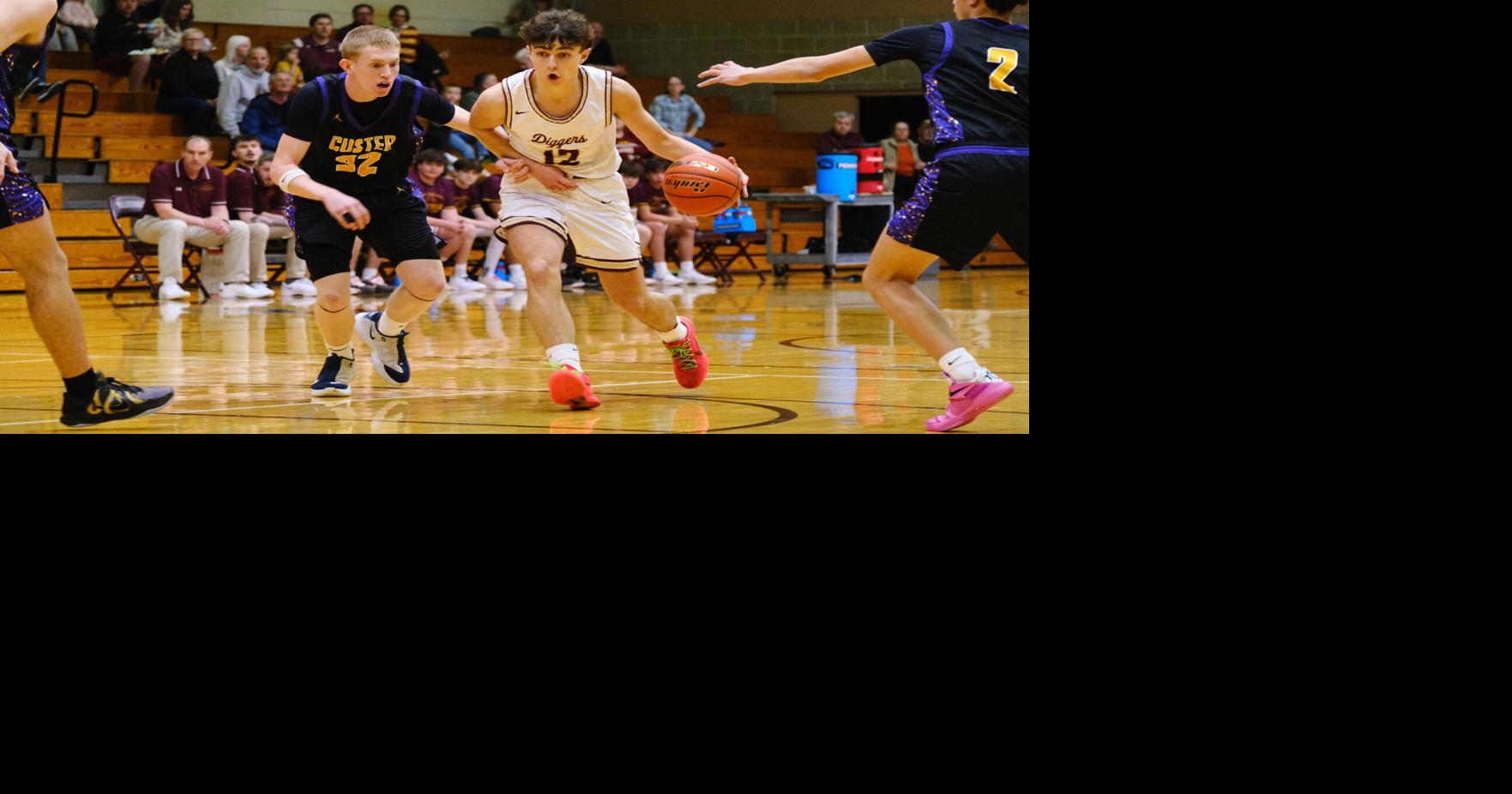 Golddigger boys defeat Custer in Region 8A tourney quarterfinal | Local ...