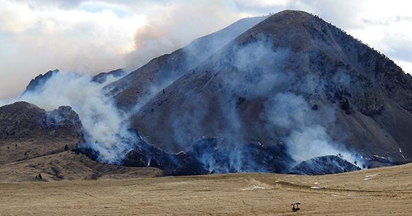 Bear Butte fire contained at 150 acres | Local News | bhpioneer.com