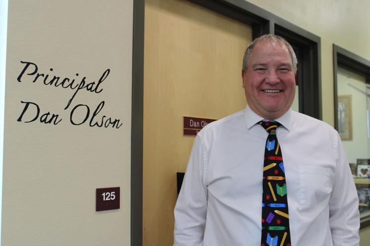 Creekside Principal Dan Olson announces his retirement | Local News ...