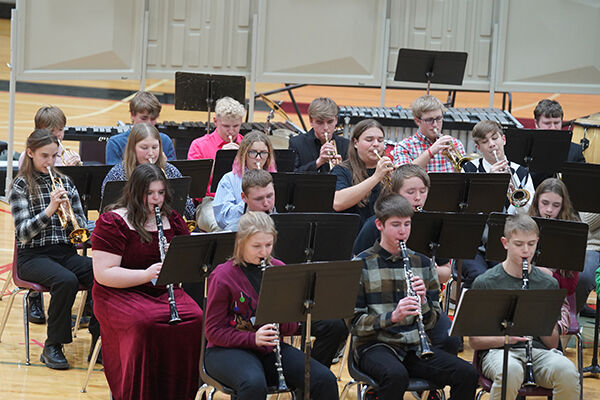 Sturgis High School band concert performs Christmas Concert | Local ...
