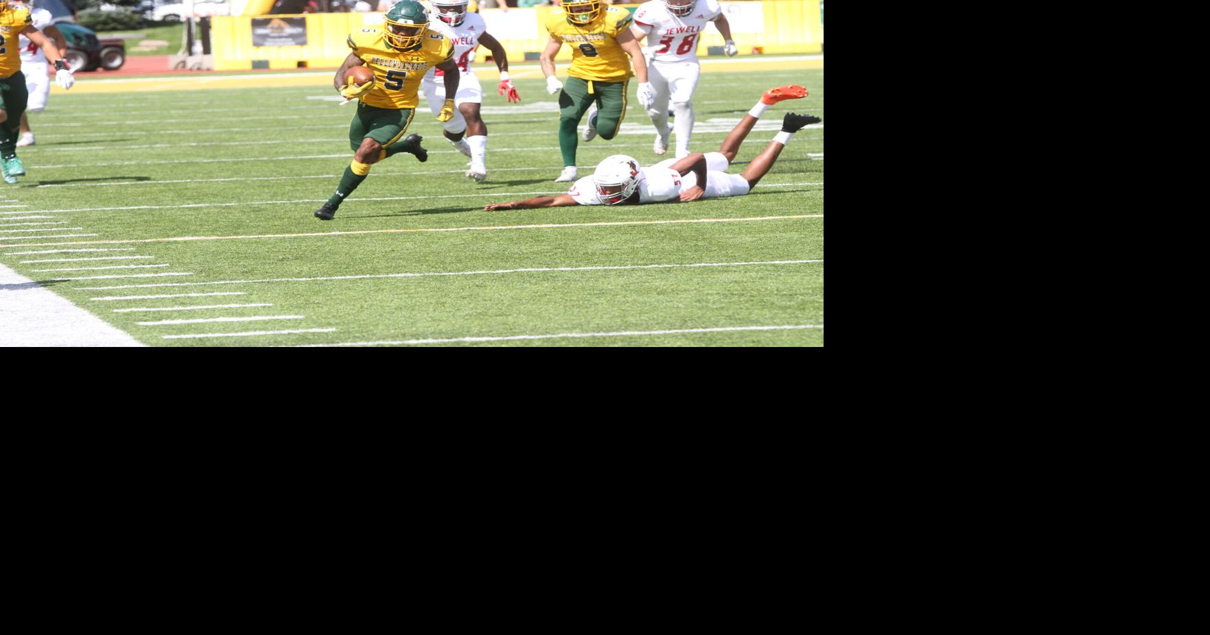 BHSU football improves to 2-0 | Local Sports | bhpioneer.com