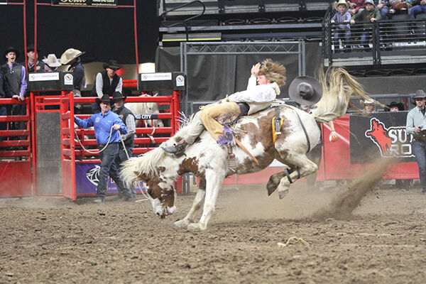 Ward, Ford earn 20X rodeo titles | Local Sports | bhpioneer.com