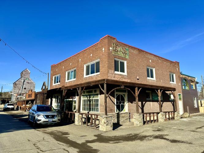 Historic Reed Point Hotel soon for sale | News | bigtimberpioneer.net